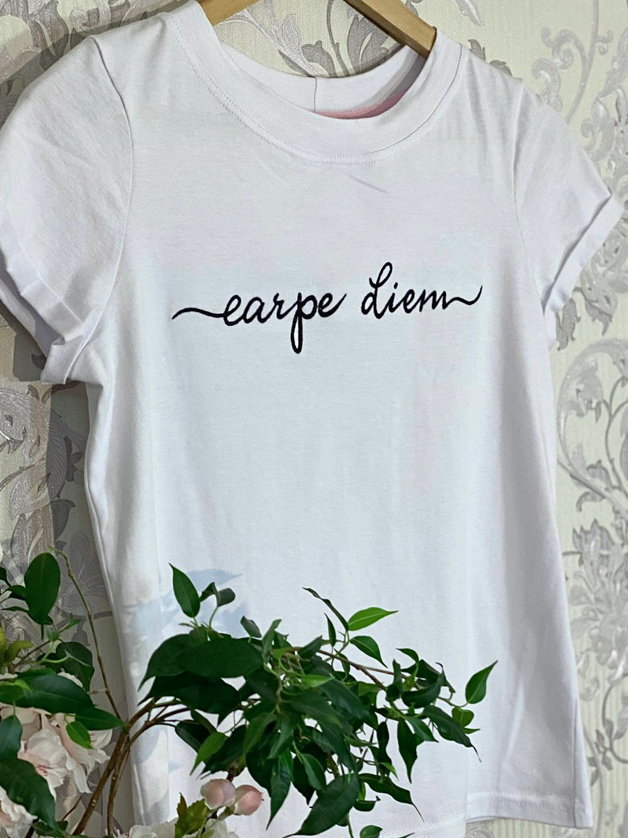 Carpe diem – Machine Embroidery Designs
